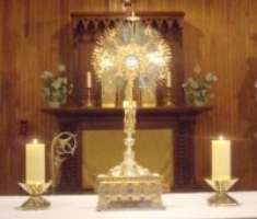 Prière au reposoir : Dans l'Eucharistie, ô Jésus, tu es le soleil de ...